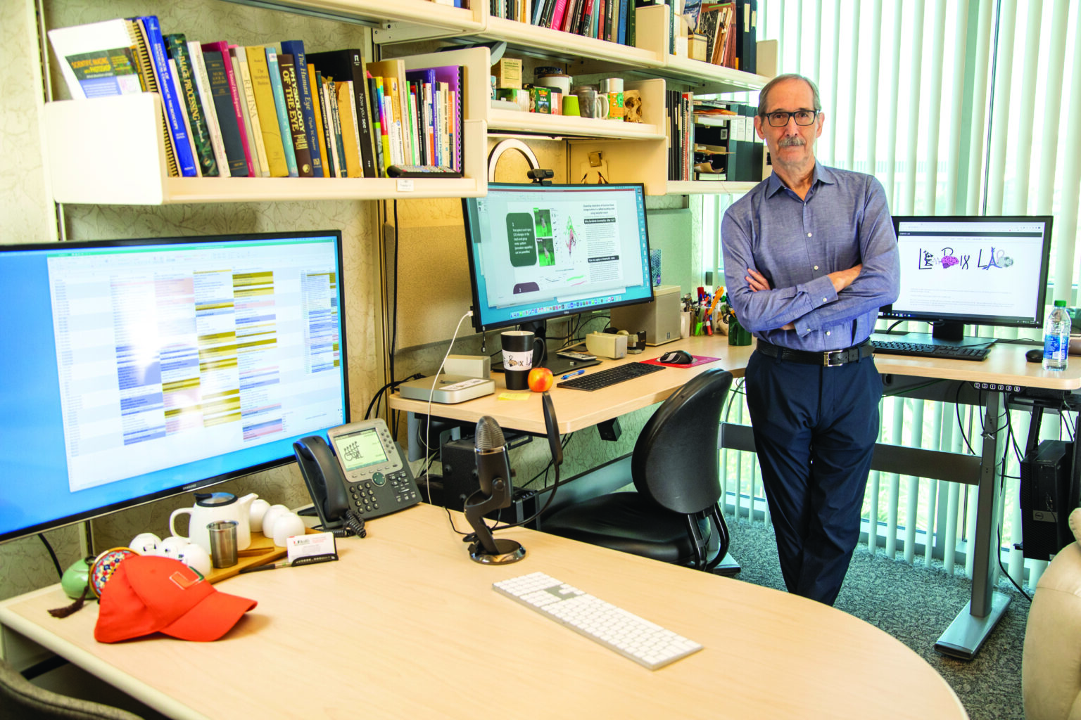 Dr. Vance Lemmon Awarded the Lifetime Achievement Award in Neural ...